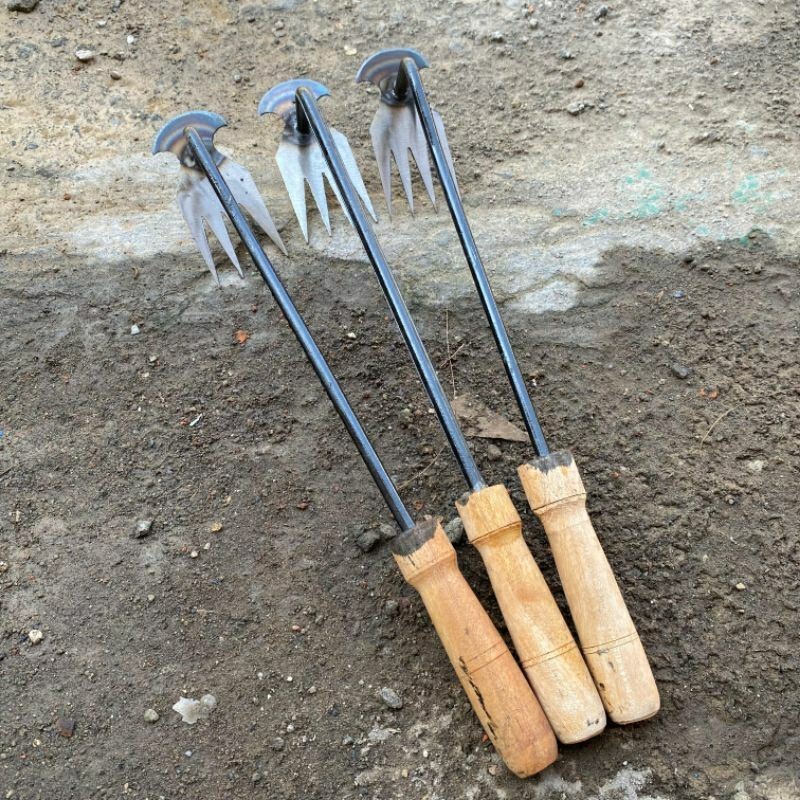 Jual Alat Pencabut Rumput LIar 2 in 1 Bahan Full besi dan Gagang Kayu ...