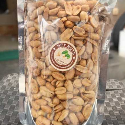 Jual Cemilan Kacang Tanah Kupas Matang Goreng Asin, Bawang Putih, Pedas ...