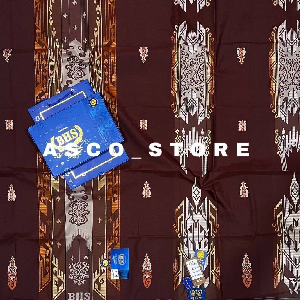 Jual Sarung BHS Classic Jaquard Gold Dan Silver BHS Classic Jaquard Jsk ...