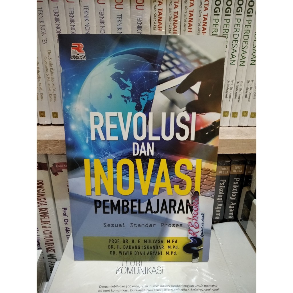 Jual Revolusi dan Inovasi Pembelajaran Sesuai Standar Proses Penulis ...