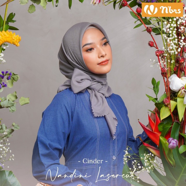 Jual Silmi - Hijab Nandini Lasser Voal Laser Segi Empat Ukuran Standard ...