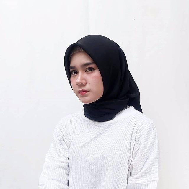 Jual BLACK / HITAM Hijab Pollycotton Hijab Square ( Hijab Warna Black ...