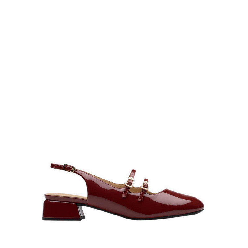 Jual Clarks Daiss30 Dazz Red Patent | Shopee Indonesia