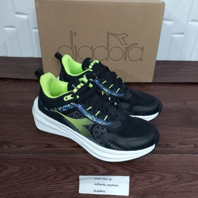 Jual ORIGINAL SALE 70% SEPATU DIADORA RUNNING HOUSTON BLACK MEN ...