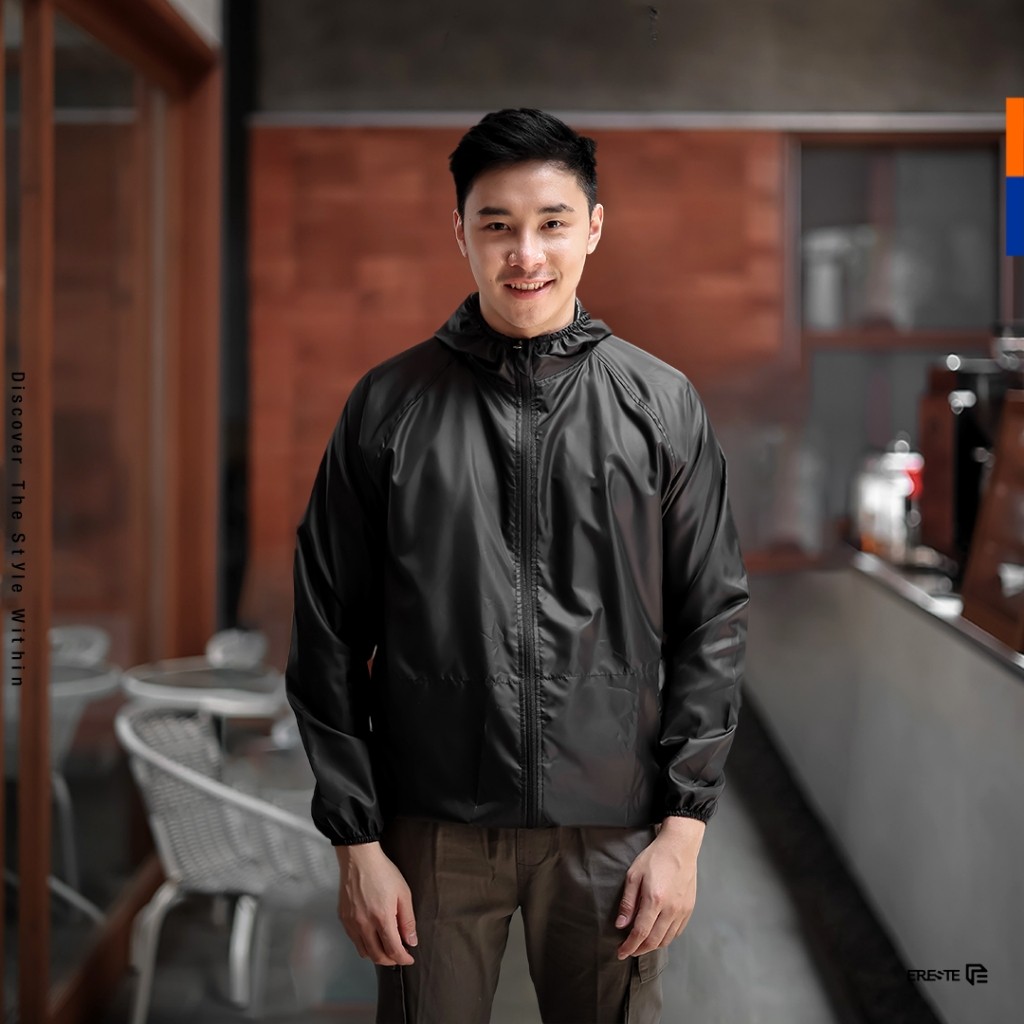 Jual Firsthand X Ereste Jaket Running Parasut Pouch | Shopee Indonesia