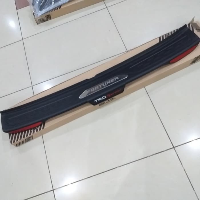 Jual silplate sill plate belakang mobil All new Fortuner VRZ Hitam ...