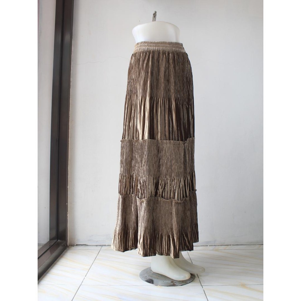 Jual BELTA Rok Plisket Panjang Premium Bludru Skirt Ruffle - Maxi ...