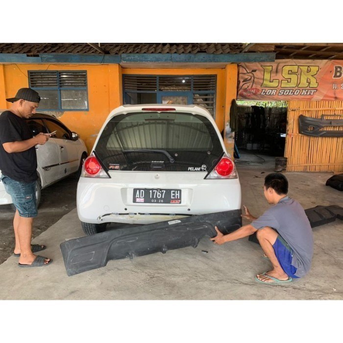 Jual Bodykit Brio Custom Yaris Trd Belakang Cakep we | Shopee Indonesia