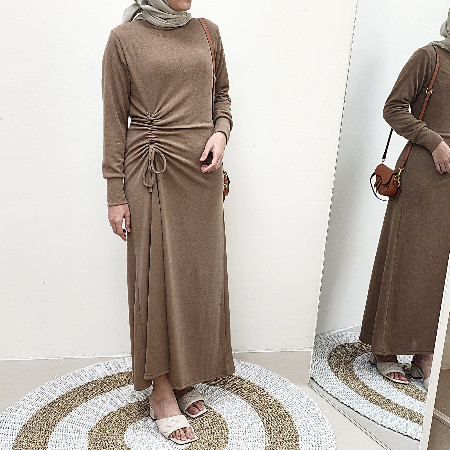 Jual Arumi Maxi/ arumi gamis knit premium tali serut samping kasual ...