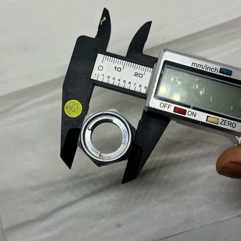 Jual MUR KUNCI 24 NUTS LOCK RODA BLAKANG HONDA BEAT SCOOPY VARIO PCX ...