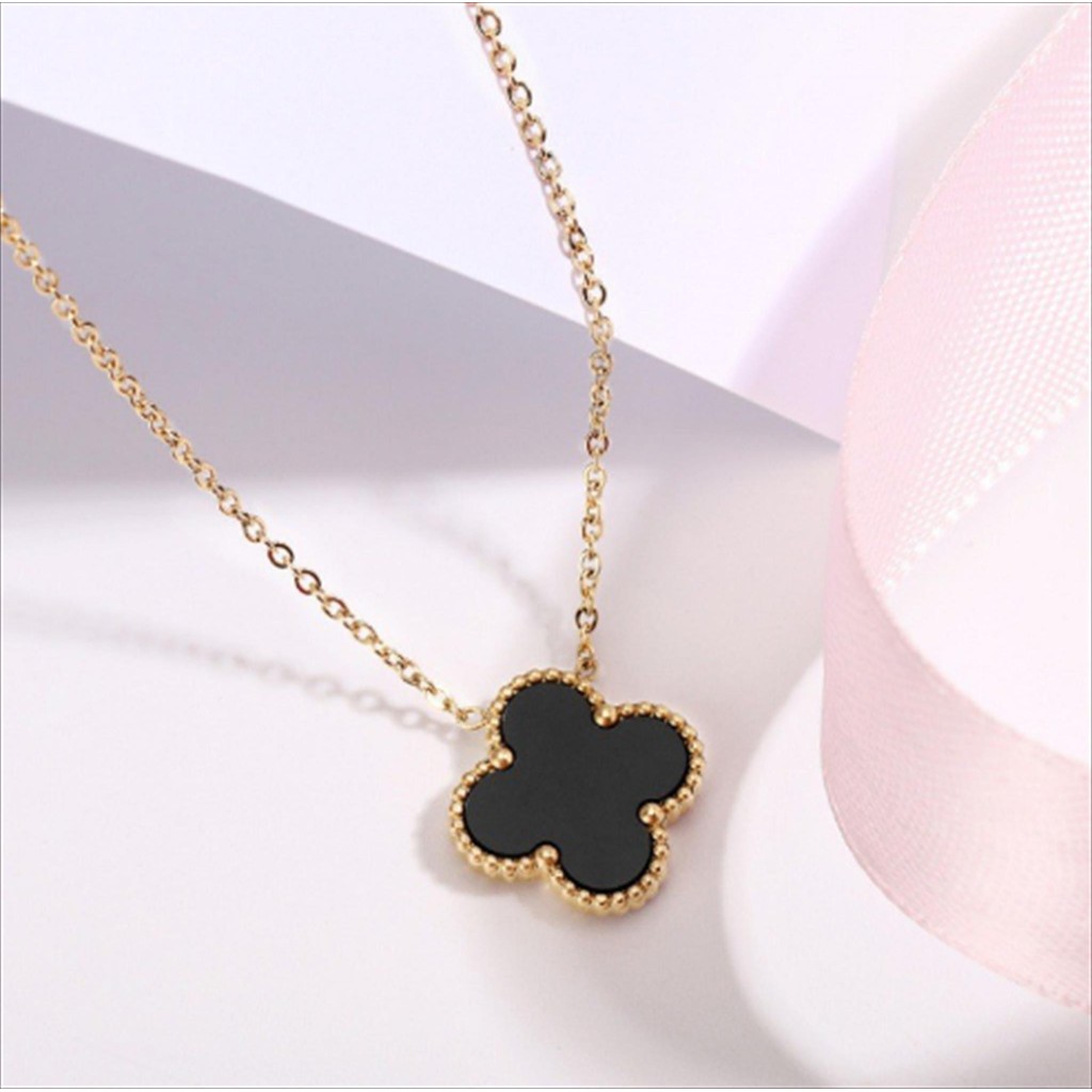 Jual Kalung Clover Van Cleef Arpels Kalung Titanium Emas Silver Clover ...