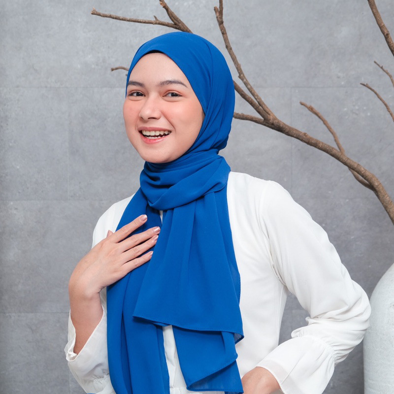 Jual Pashmina Ceruty Babydoll Premium Bahan Super Lembut Flowy Adem BIRU ELEKTRIK / BIRU BCA ...