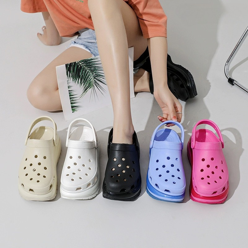 Jual Sandal Wanita CROSS Classic Mega Crush Clog Sandal Woman Cross ...