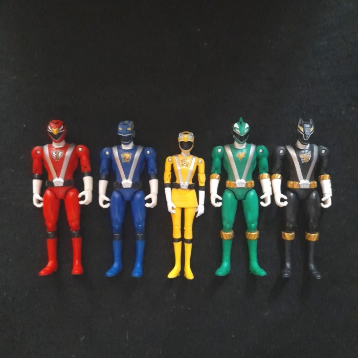 Jual Bandai 14 CM Power Rangers RPM Figure Set of 5 Toy Koleksi ...