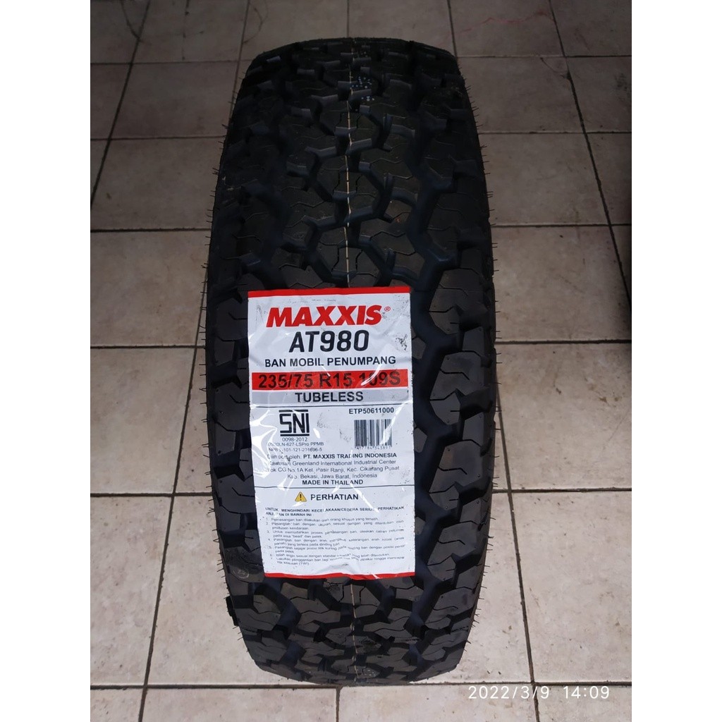 Jual Maxxis Bravo AT 980 ukuran 235-75 R15 Ban Mobil Landrover ...