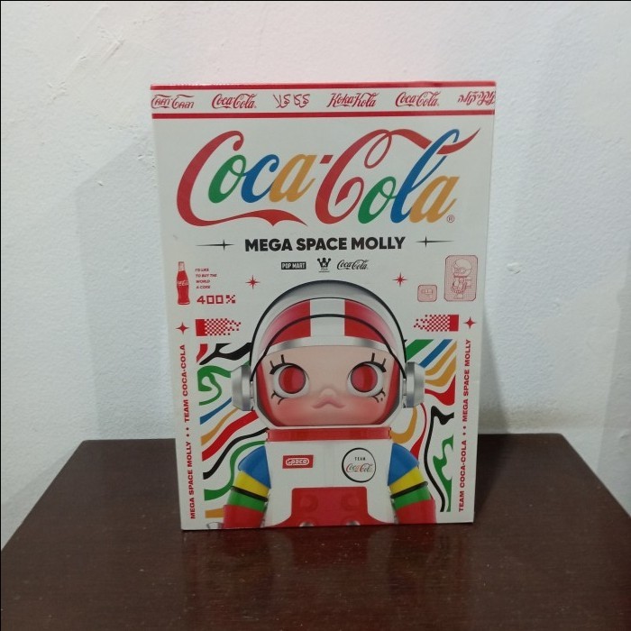 Jual POP MART MEGA SPACE MOLLY 400% TEAM COCA-COLA | Shopee Indonesia