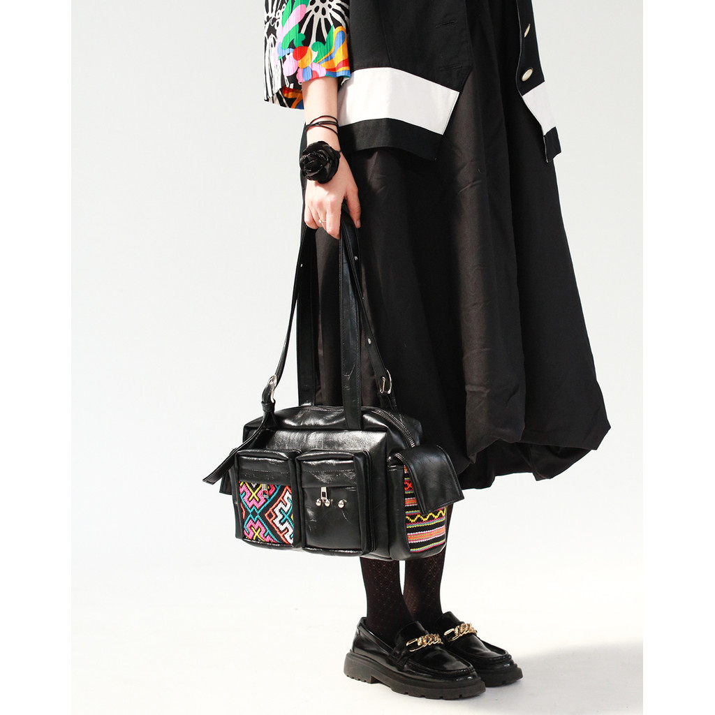 Jual Tako Handmade - Shoulder Bag Aesthetic & Minimalist - Rakata Black ...