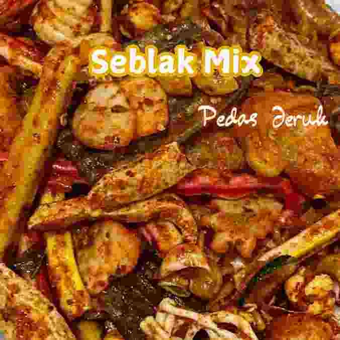 Jual Seblak campur Mix Basreng/kerupuk bawang/siomay/kerupuk jengkol ...