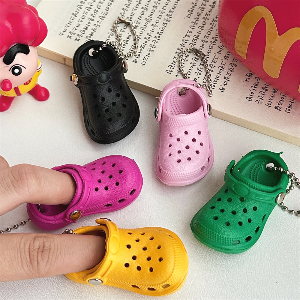 Jual [HARU] Mini Crocs Series Keychain Gantungan Kunci Bentuk Sendal ...