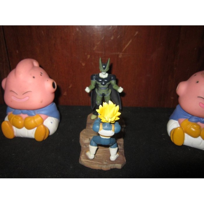 Jual Megahouse Capsule SS Vegeta vs Perfect Cell Dragon Ball Figure ...