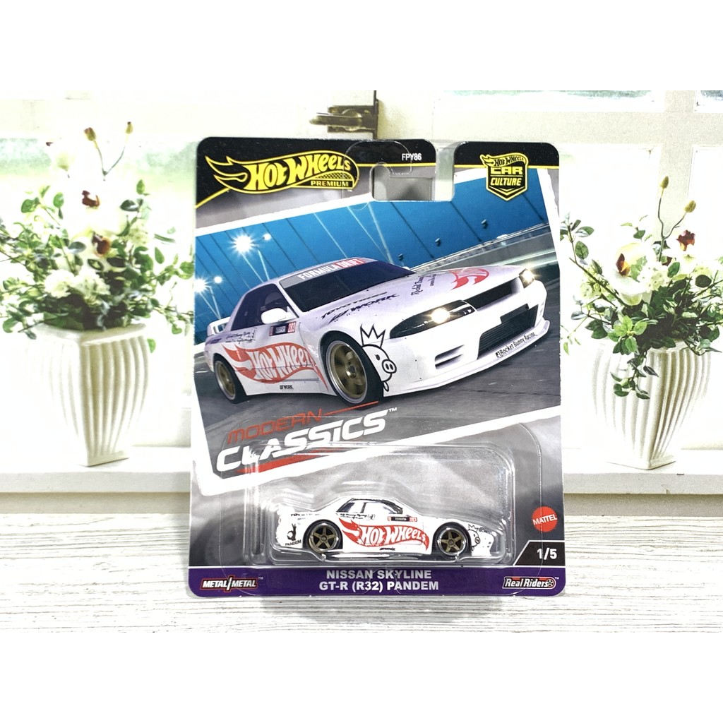 Jual HOT WHEELS PREMIUM NISSAN SKYLINE GTR R32 PANDEM PUTIH MODERN CLASSICS DIECAST HOTWHEELS ...