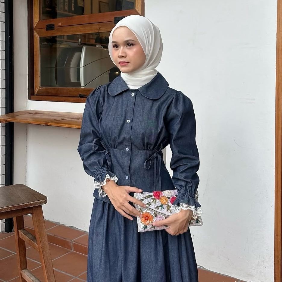 Jual Zoey Lace Shirt - Denim On Denim Collection by WELAVIT | Atasan ...