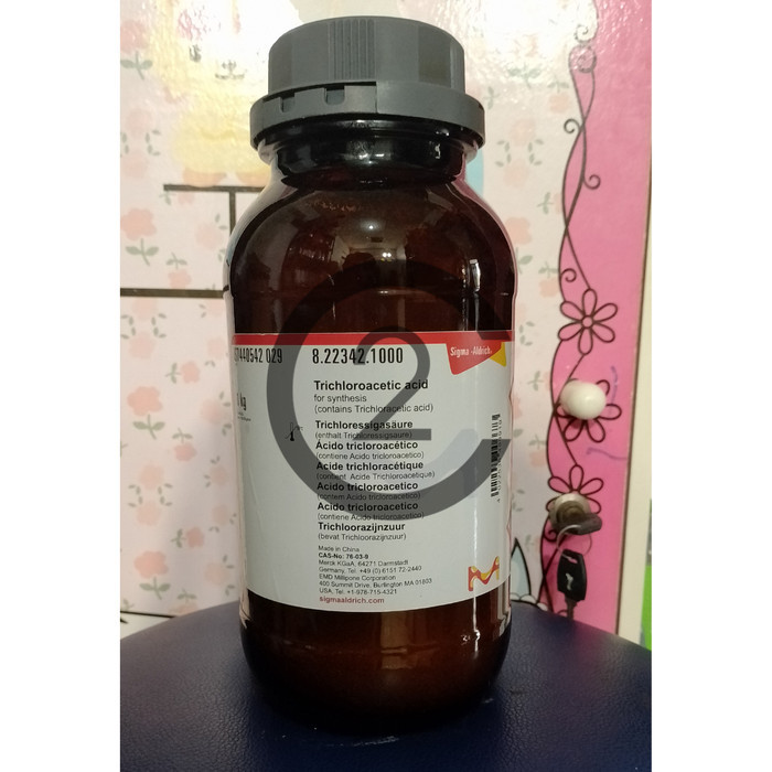 Jual Asam Trikloroasetat / Trichloroacetic Acid / TCA 1 kg Merck 822342 ...