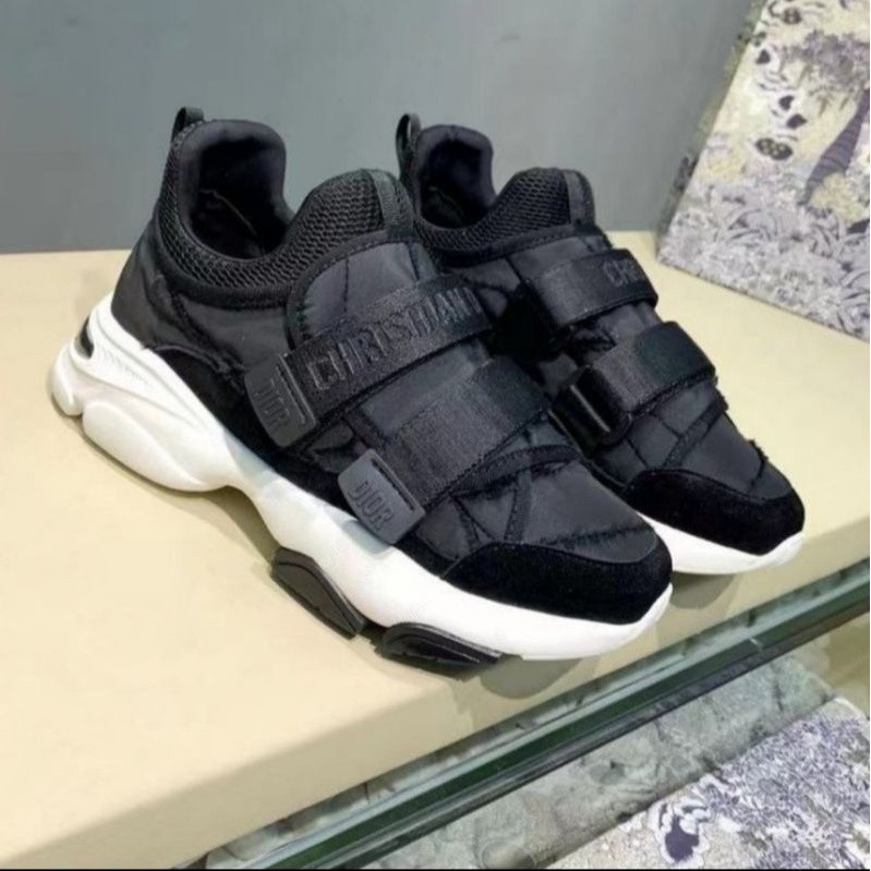 Jual sepatu wanita sneaker mirror vip shoes cewek type lv 12u new model ...