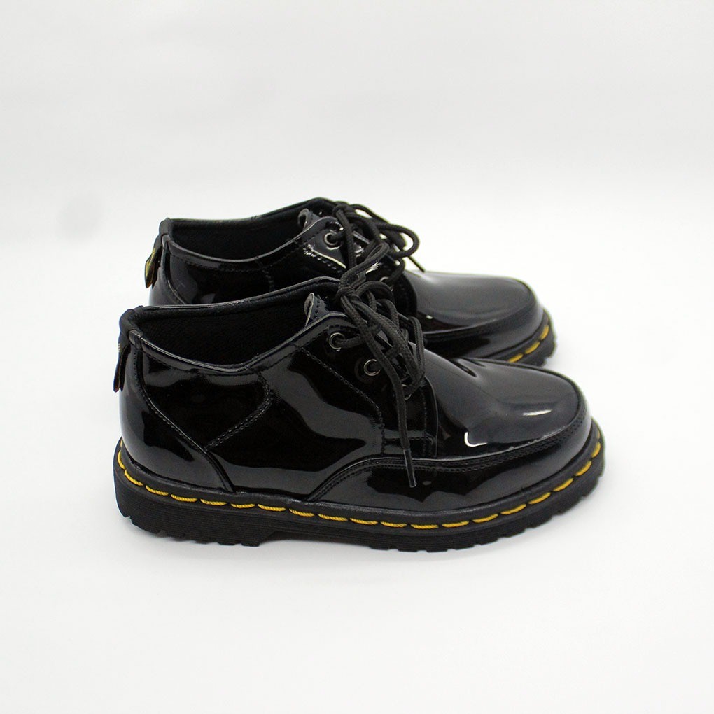 Jual ER43W Sepatu Docmart Anak Reborn - Sepatu Boots Anak Mengkilap ...