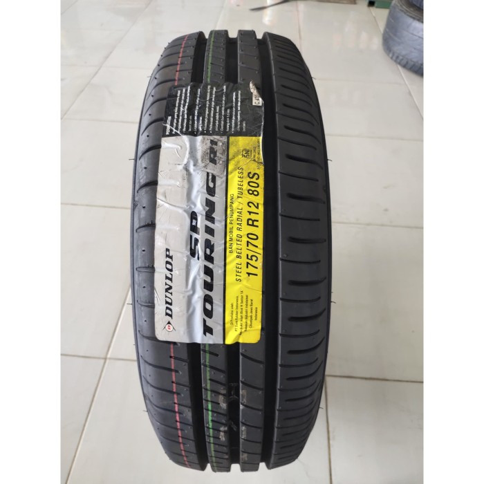 Jual Dunlop SP Touring R1 ukuran 175/70 R12 - Ban Mobil Hijet Carry Strada | Shopee Indonesia
