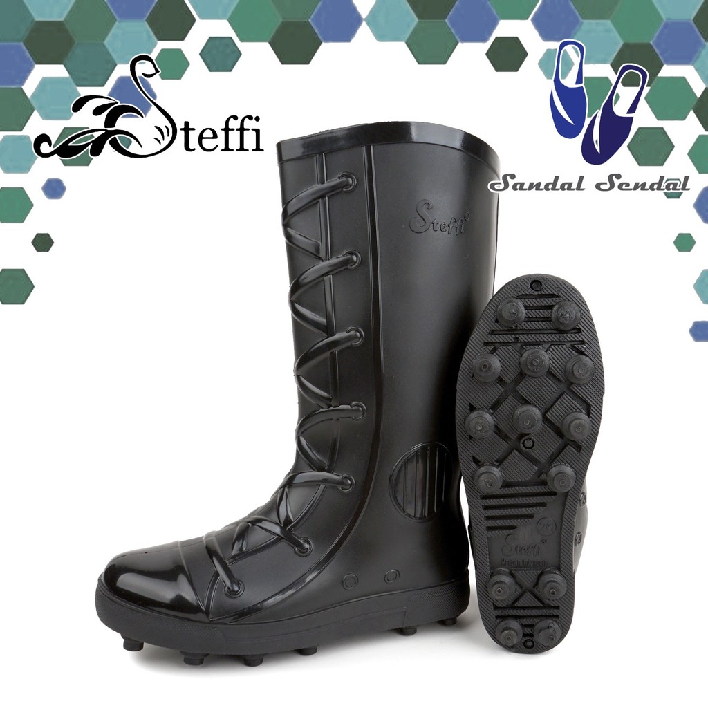 Jual Sepatu Boot Tinggi Steffi Boots SNEAKER Hitam Karet Lentur Anti ...