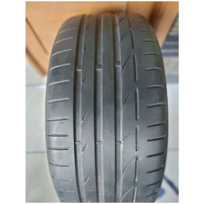 Jual Ban Mobil Copotan Merek Bridgestone Ukuran 245/45 R19Second Tubles | Shopee Indonesia