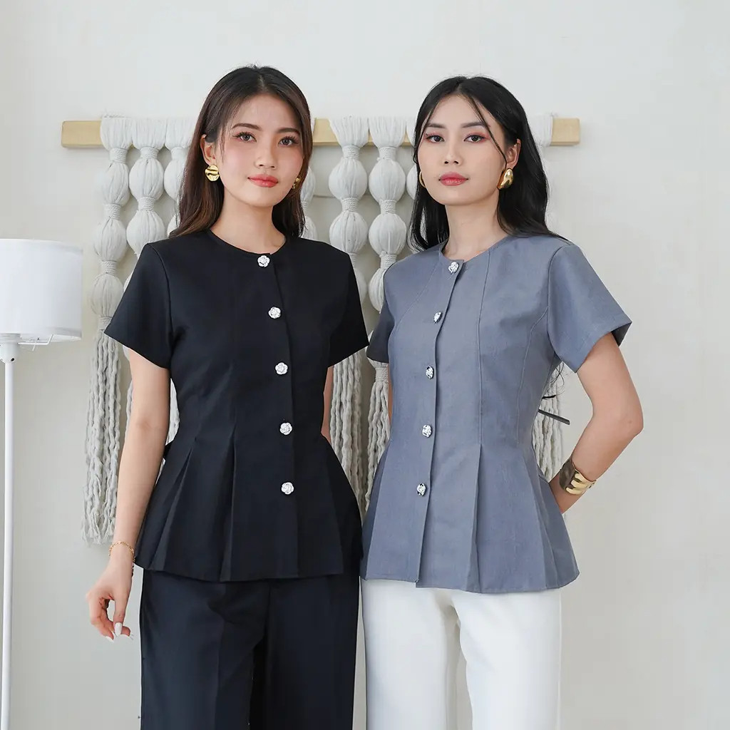 Jual Atasan Kancing Bunga Abigail Blouse Top Wanita | Shopee Indonesia