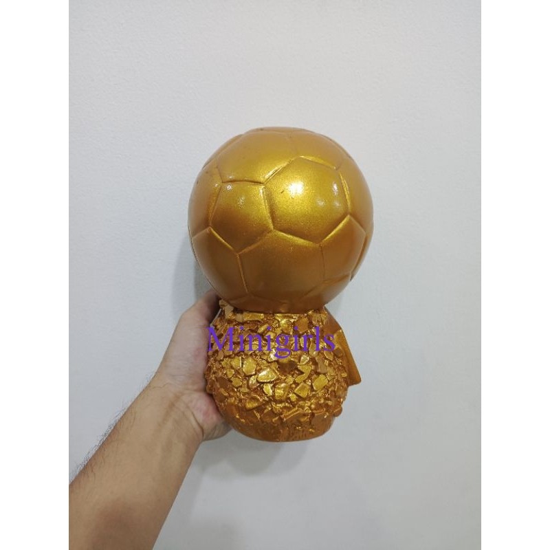 Jual PIALA TOP SCORE BEST PLAYER BOLA BESAR BALON DOOR SATUAN | Shopee ...