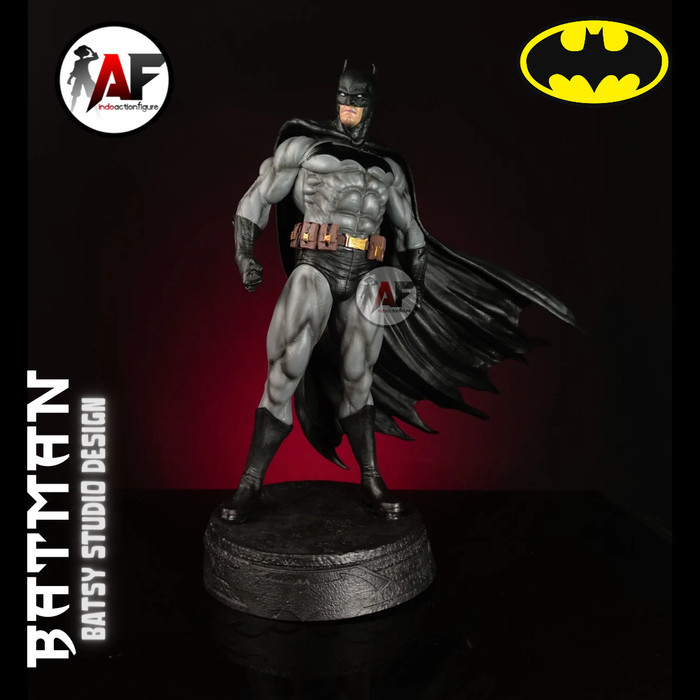Jual Statue DC Comics Batman Standing Batsy Studio Design Recast ...
