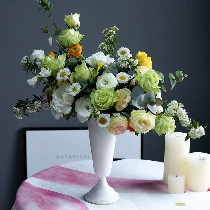 Jual Vas Bunga Emas Metal Gold Flower Vase Austin Metal Kerajinan ...