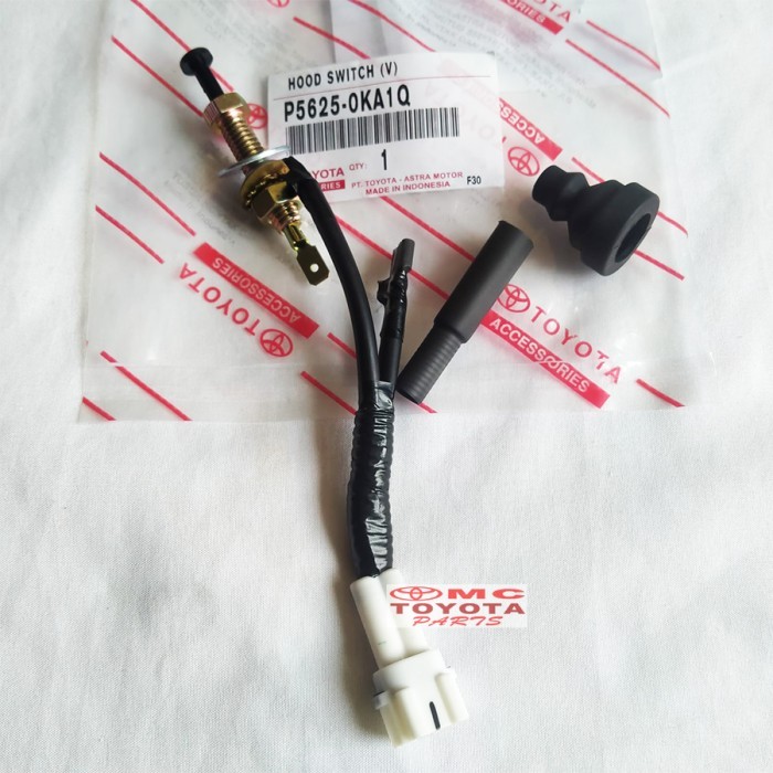 Jual Switch Alarm Kap Mesin Original Innova Reborn V P5625-0KA1Q BARANG ...