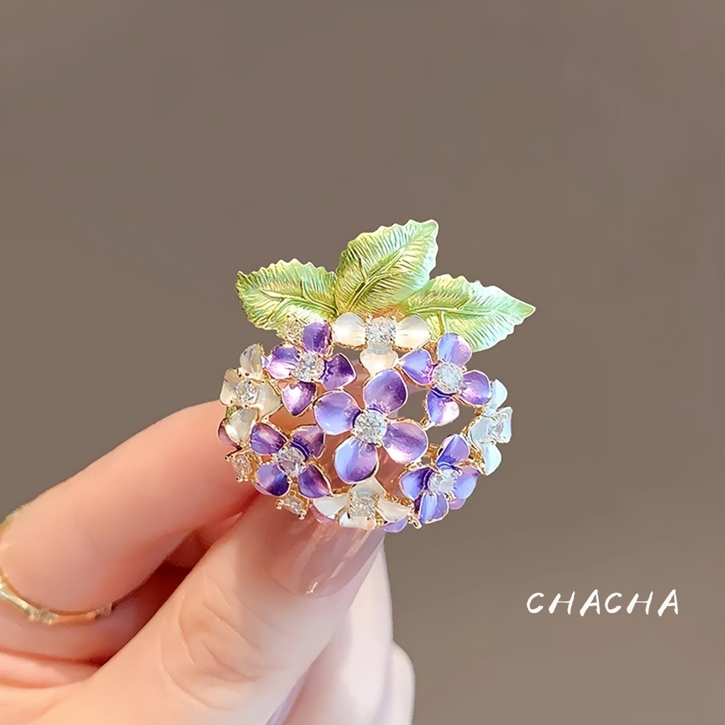 Jual 【Ami ACC】Brooch Bunga Hydrangea Ukiran 3D - Cocok untuk Gaun dan ...