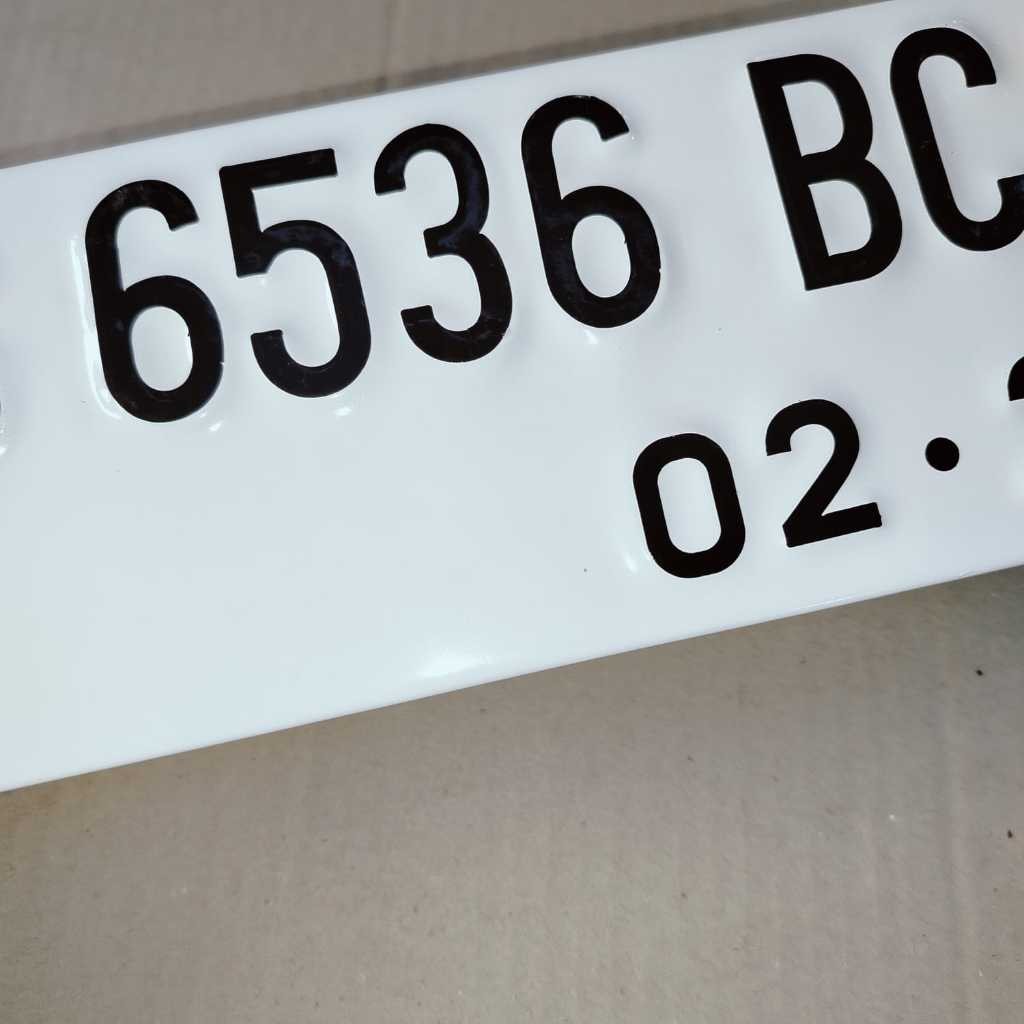 Jual BUAT BARU ANGKA PLAT NOMOR MOTOR PUTIH TERBARU DENGAN BAUT TANAM ...