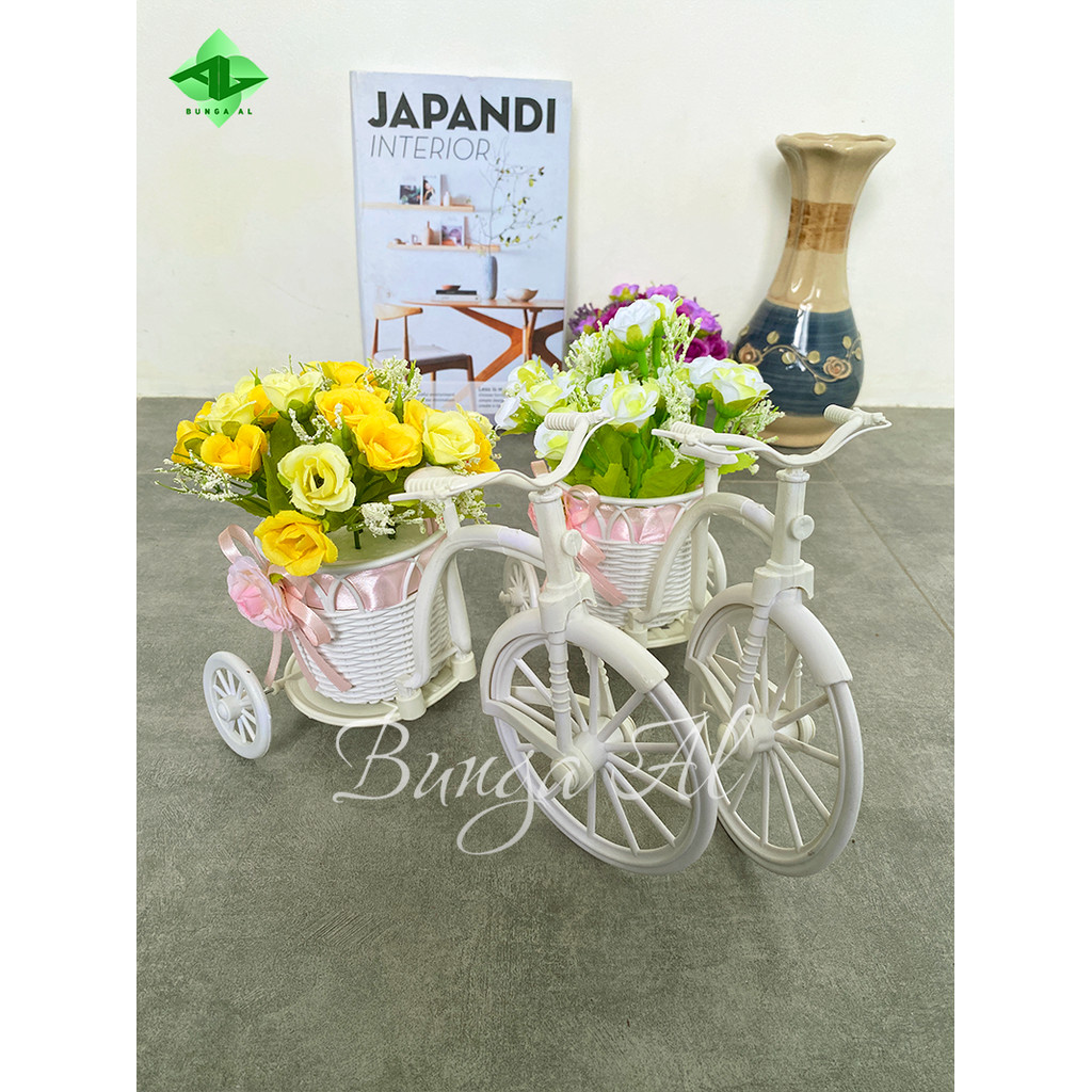 Jual 1 PAKET RANGKAIAN BUNGA MAWAR RB6162 VAS SEPEDA RODA BESAR ...
