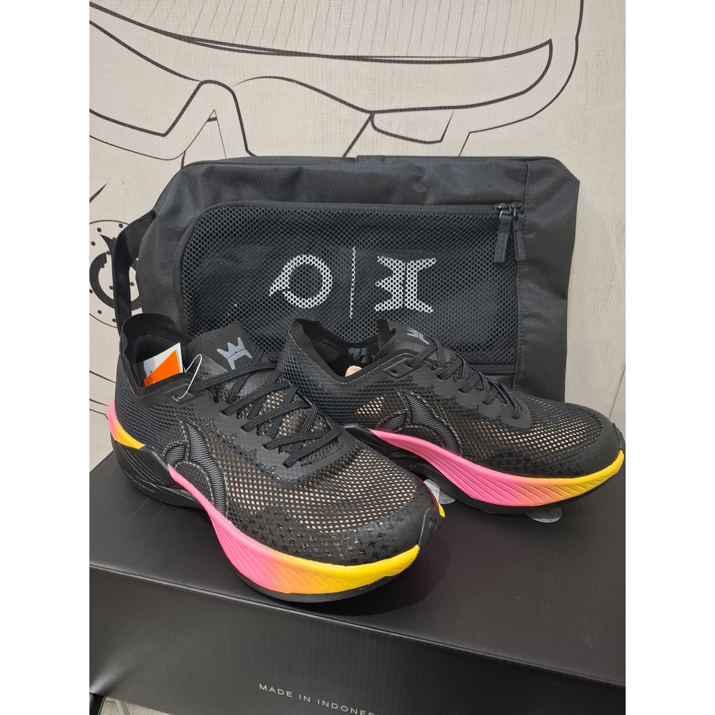 Jual Ortuseight Sepatu Running Carbon Solar Eclipse Penumbra Original ...