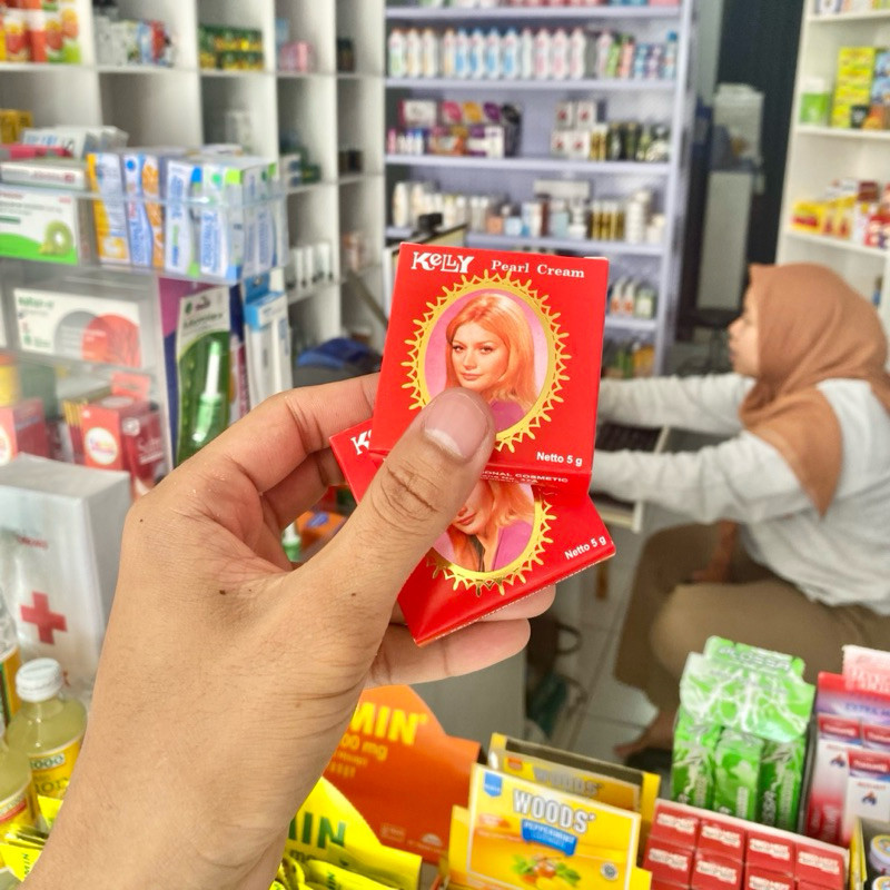Jual Kelly Cream Pearl 5gr & 15gr Krim Wajah Original / Kelly | Shopee ...