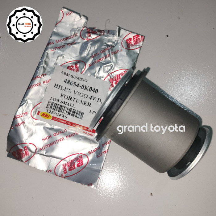 Jual Part Baru--- Bushing Lower Arm Kecil Fortuner Hilux 48654-0K040 ...