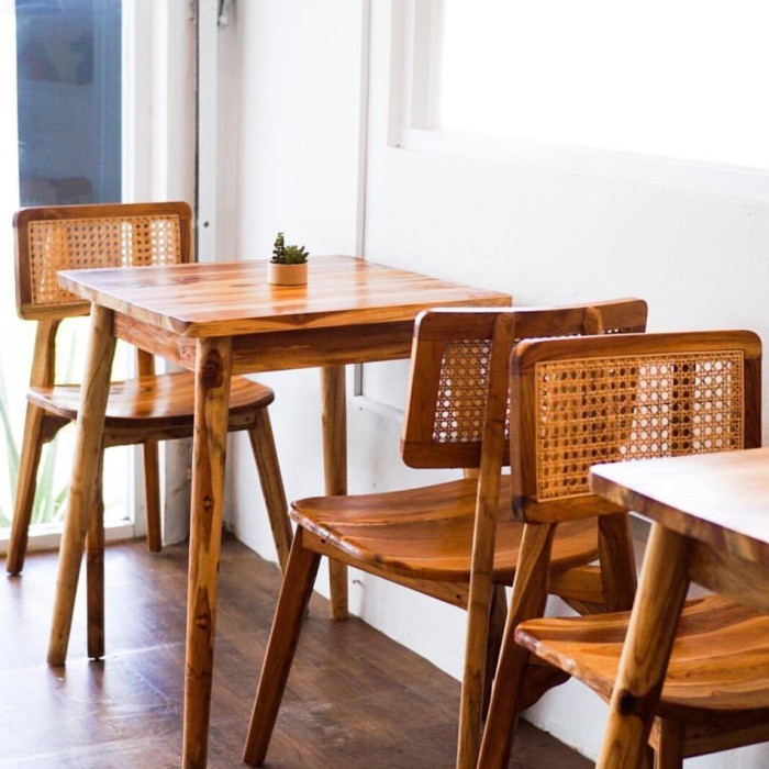 Jual Set Meja Makan Cafe 2 Kursi Rotan Minimalis Kayu Jati Model Terbaru | Shopee Indonesia