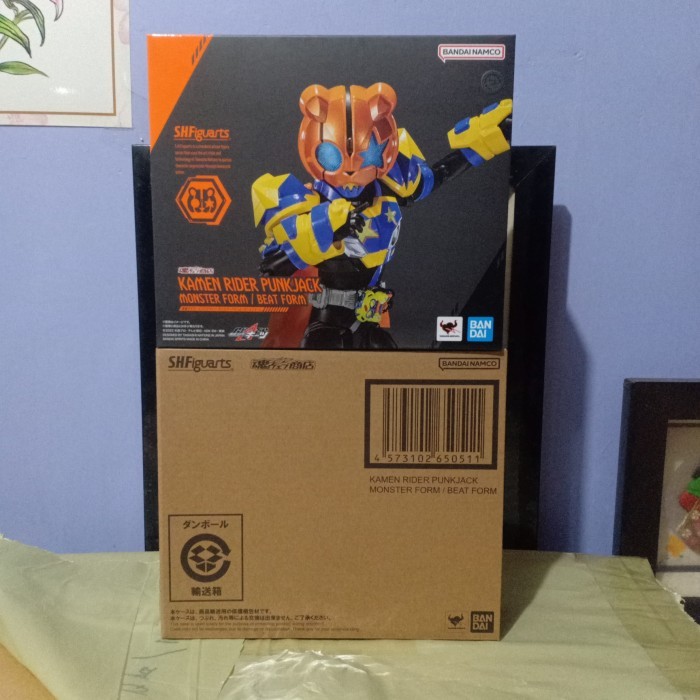 Jual SHF Kamen Rider Punk Jack Punkjack Monster beat Form Geats glare ...
