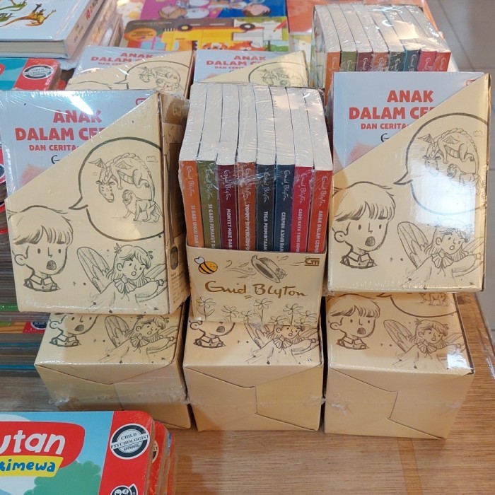 Jual Box Set Buku Seri Kumbang 8 Buku Enid Blyton | Shopee Indonesia