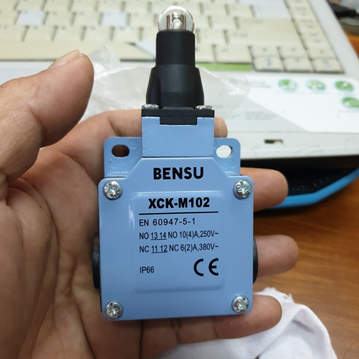 Jual LIMIT SWITCH XCK-M102 BENSU | Shopee Indonesia