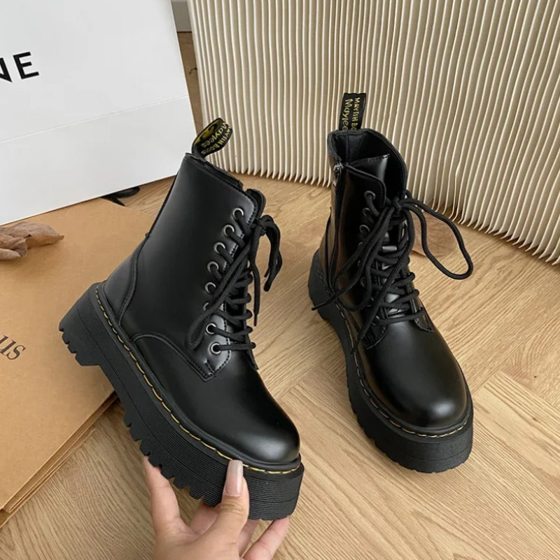 Jual Minimalist Lace-up Combat Women Boots 5Cm Chunky Heel Platform ...