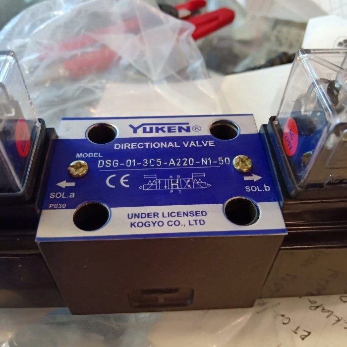 Jual Solenoid valve Hydraulic type DSG 01-3C5-A220-N1-50 YUKEN | Shopee Indonesia