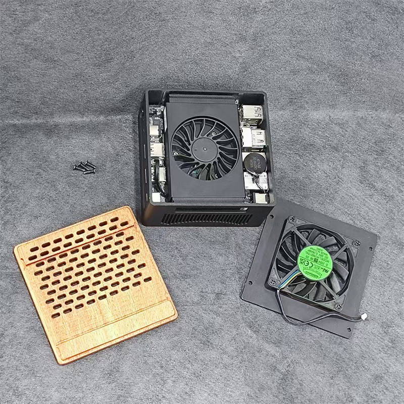 Jual Gaming Mini PC AMD Ryzen 7 7840HS ES Oculink 3*PCIe4.0x4 DDR5 ...